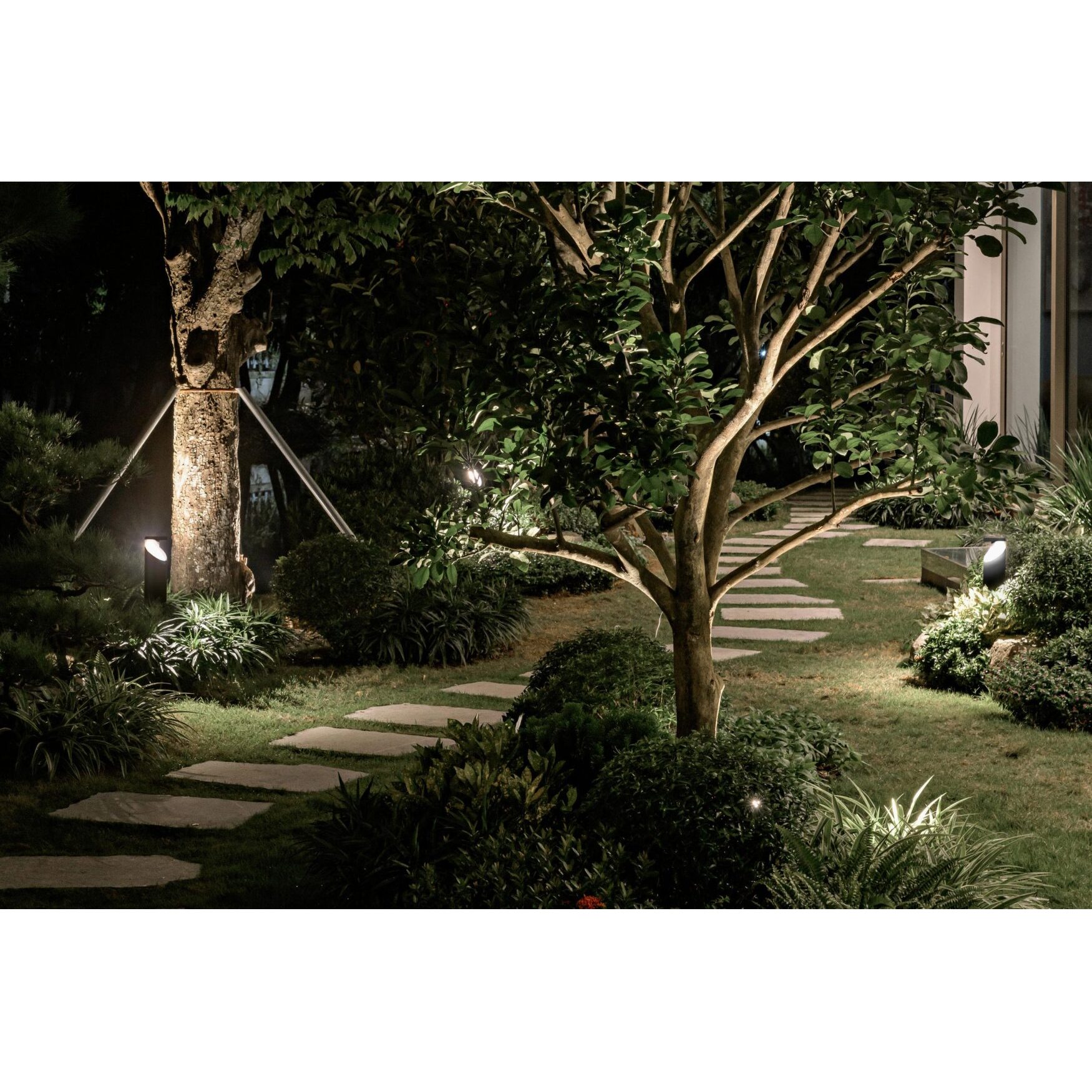 Evio Bollard - HI Lighting